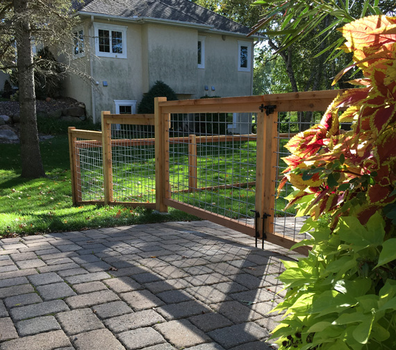 Building quality Hog Panel wood fences in the Twin Cities